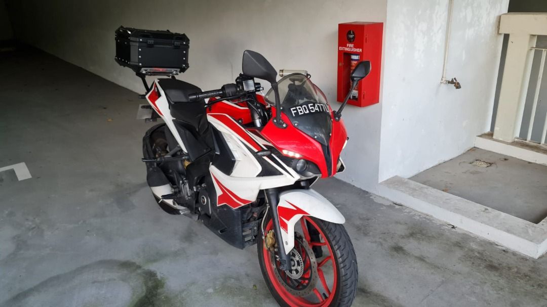 Bajaj pulsar RS200 red, Motorcycles, Motorcycles for Sale, Class 2B on ...
