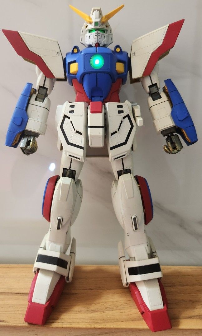 BANDAI HG EX 1：60 閃光高達 SHINING GUNDAM 上色完成品 加燈效 有說明書, 興趣及遊戲, 玩具 & 遊戲類 - Carousell