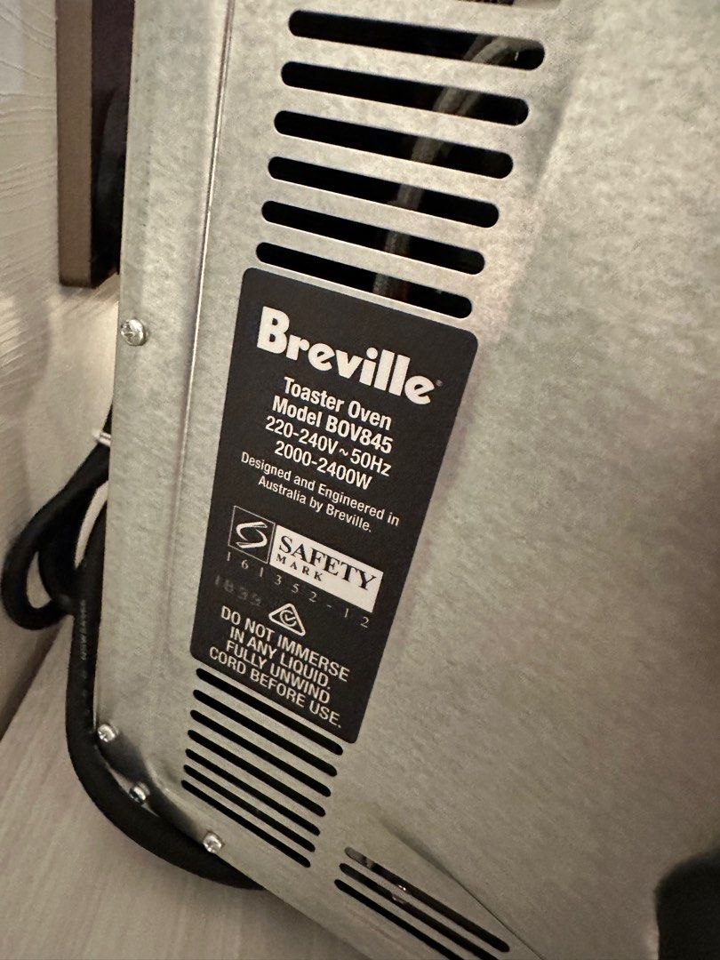 Breville toaster oven. Model: BOV845, TV & Home Appliances, Kitchen ...