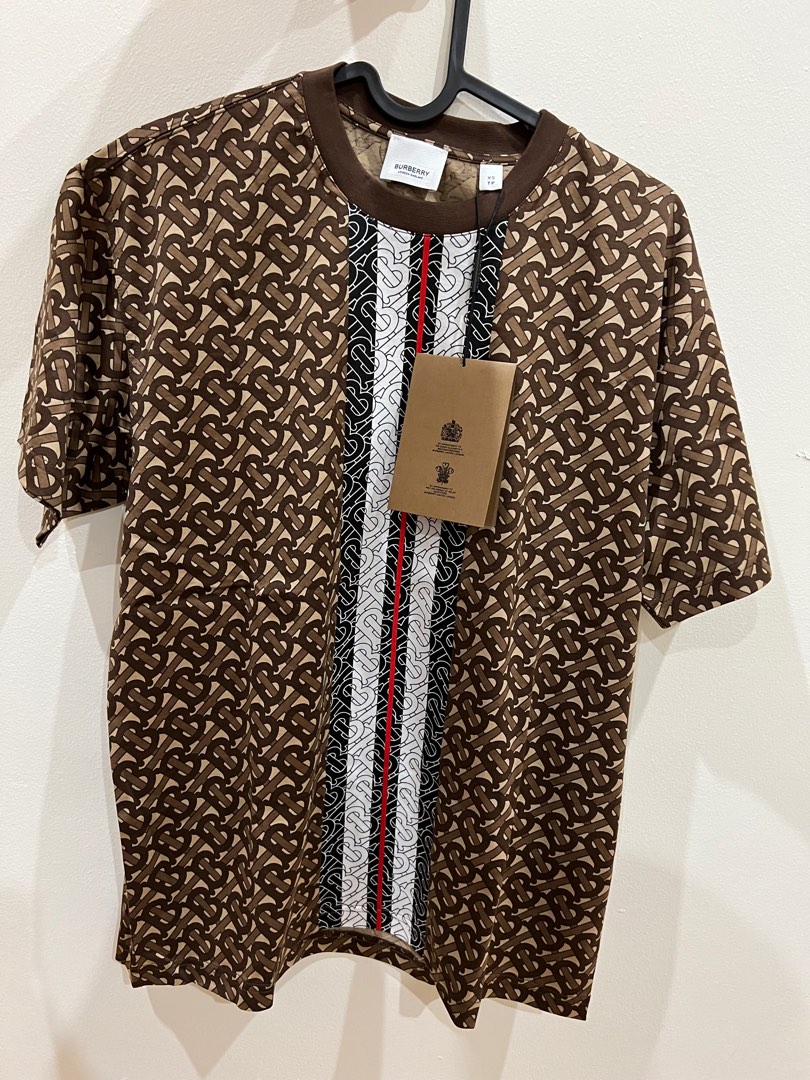 Burberry Tshirt, Men's Fashion, Tops & Sets, Tshirts & Polo Shirts on ...