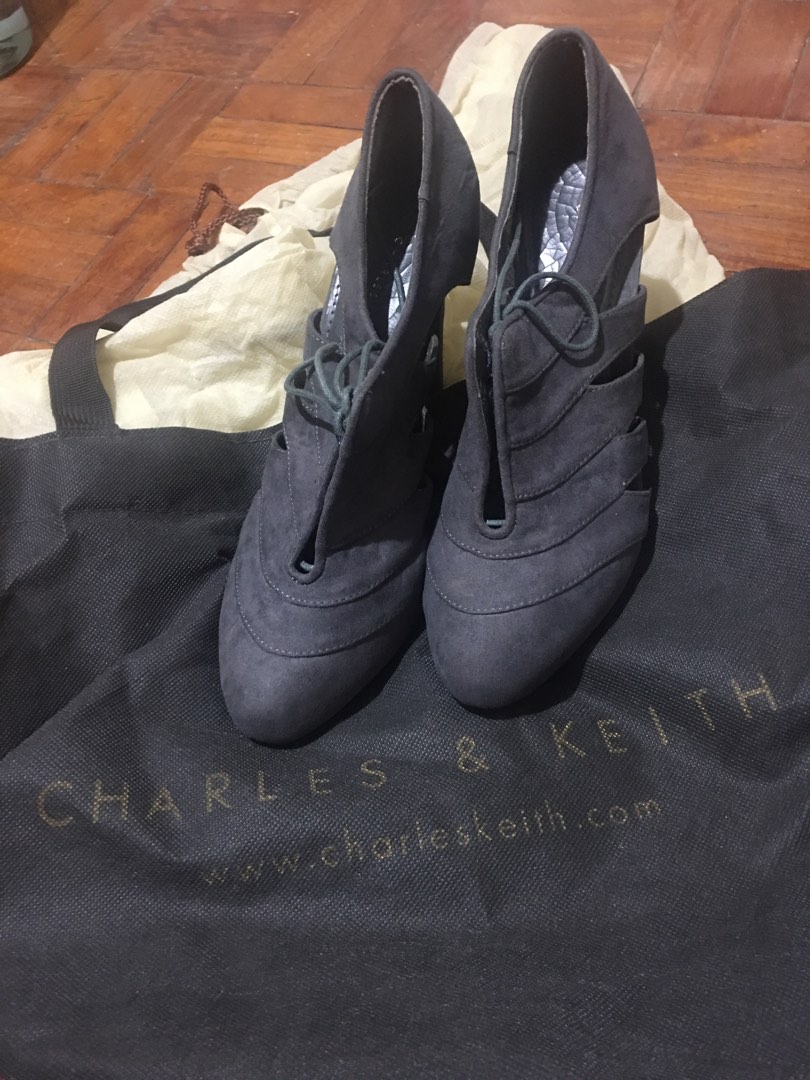 Charles and Keith Dark Gray Heels 3 inches, Women's Fashion, Footwear ...