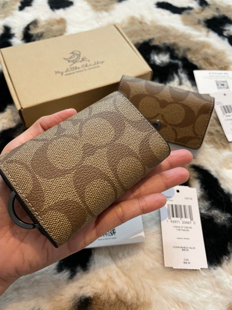 coach five ring key case tan, Men's Fashion, Watches & Accessories ...