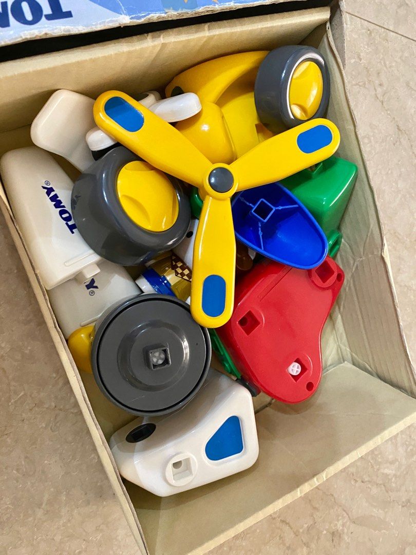 Constructables Motorized Building Playset, Hobbies & Toys, Toys & Games ...