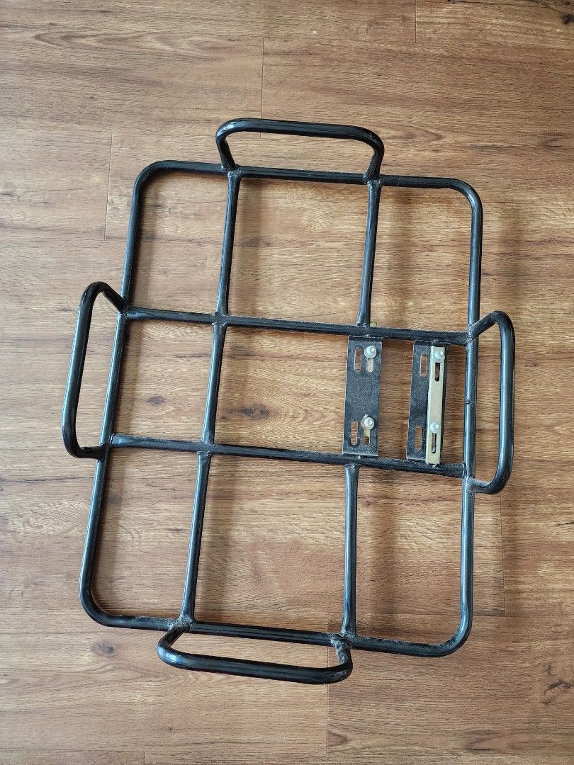 Delivery metal rack for motorcycle, Motorcycles, Motorcycle Accessories ...