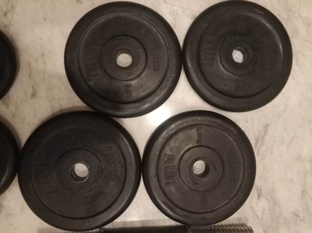 Dumb bell & weights set (2.5kg x 4 + 1.25kg x 4), Sports Equipment, Exercise & Fitness, Weights ...