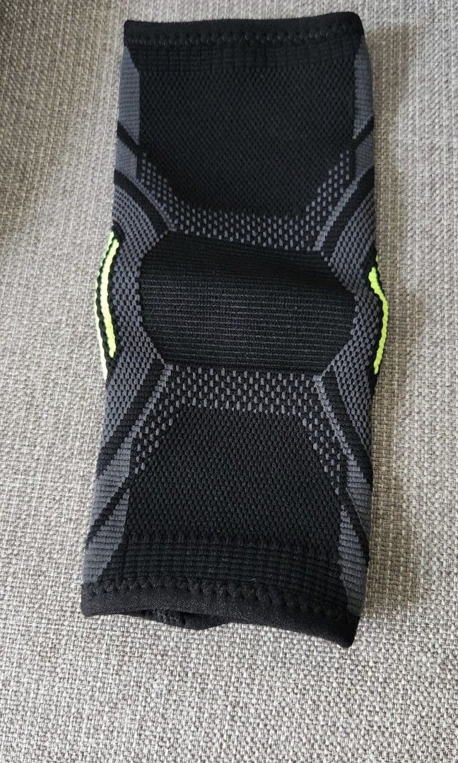 Elbow guard, Everything Else on Carousell