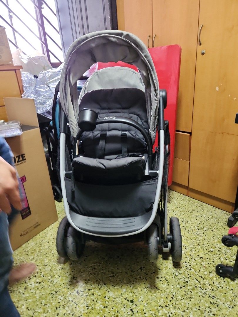 Graco Twin/Dual Pram, Babies & Kids, Going Out, Strollers on Carousell
