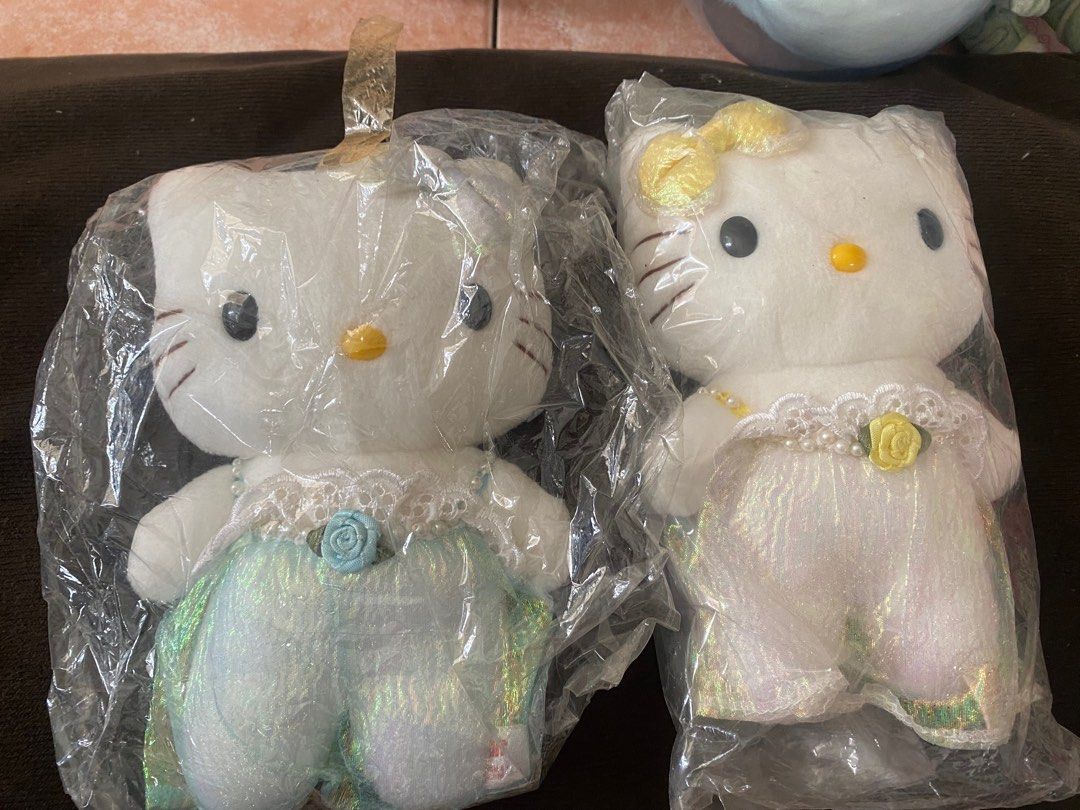 Hello Kitty Collectibles, Hobbies & Toys, Toys & Games on Carousell
