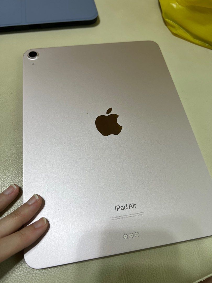 Ipad Air M1 Chip, 10.9 Inch, Mobile Phones & Gadgets, Tablets, iPad on ...