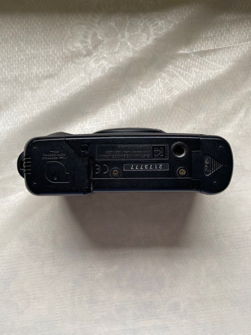 Kodak Advantix 2100 Film Camera, Photography, Cameras on Carousell