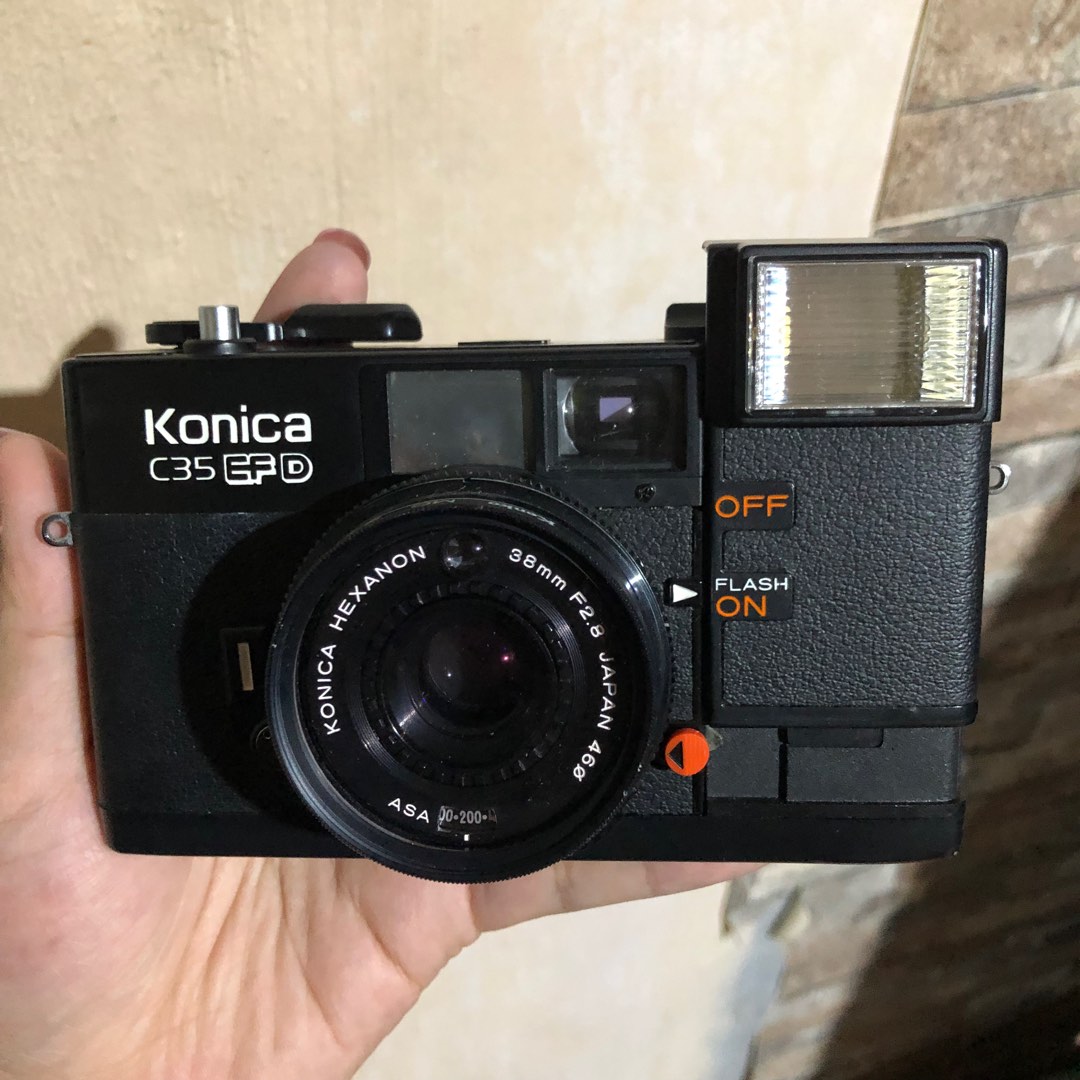 Konica C35 EFD vintage 35mm film camera, Photography, Cameras on Carousell
