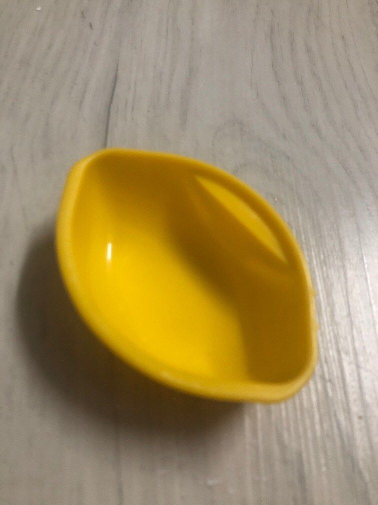 Lemon shaped food or water container for small animals + free Timothy ...