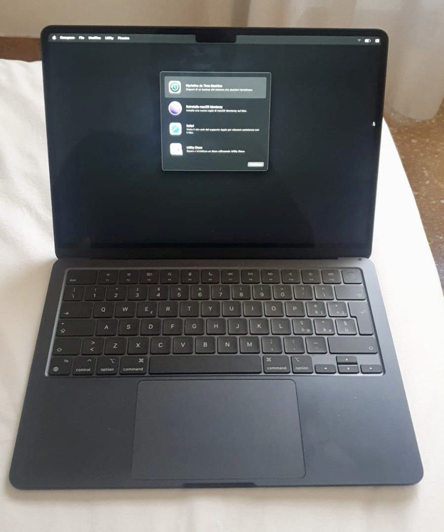 Macbook Air M2 13 inch 8/256, Computers & Tech, Laptops & Notebooks on ...