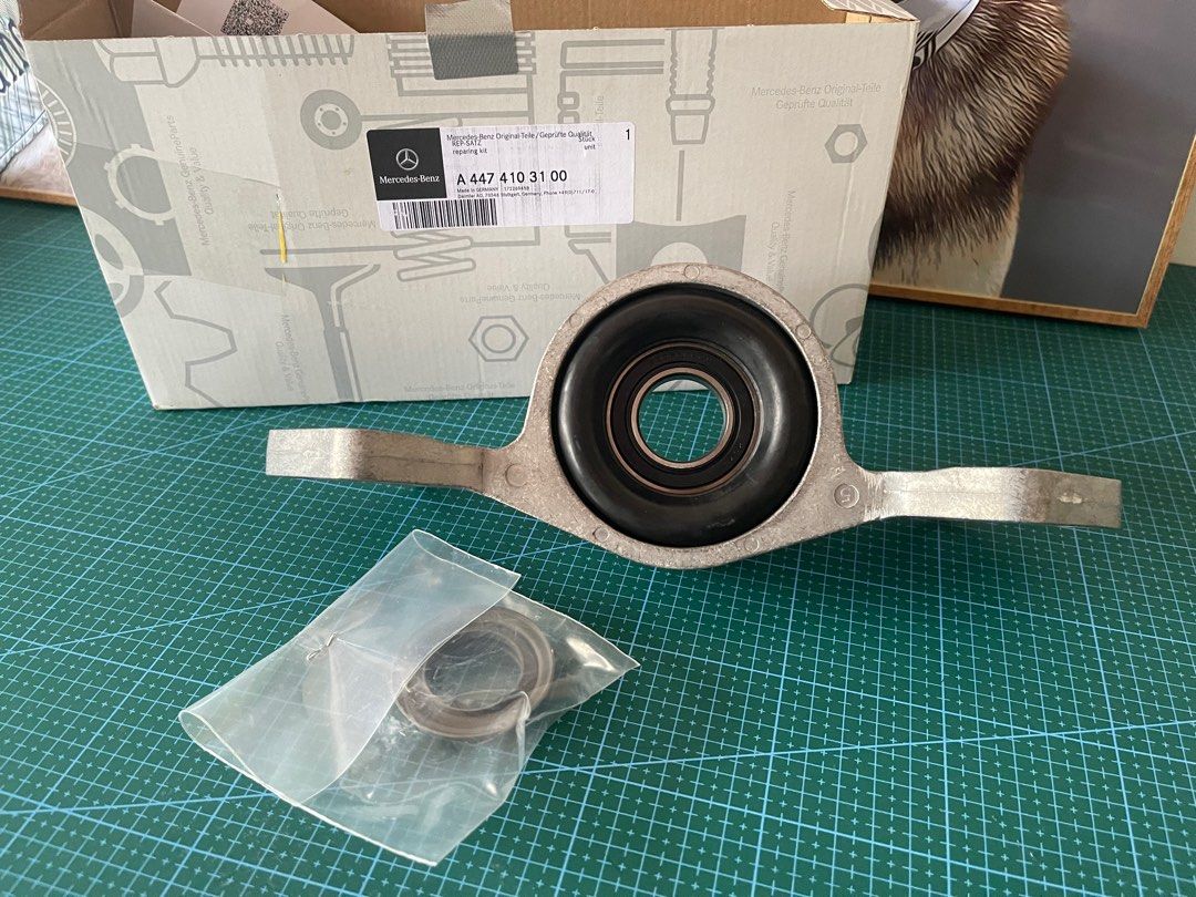 Mercedes centre support bearing A4474103100 sprinter and viano, Car ...