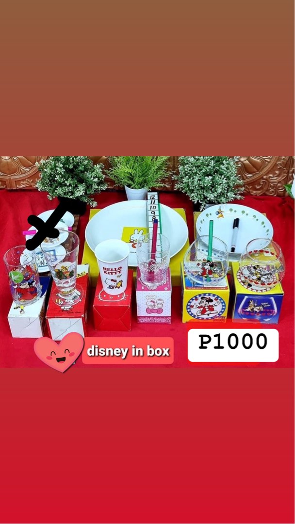 Mickey/ Disney/Character Plates and Glasses, Furniture & Home Living ...