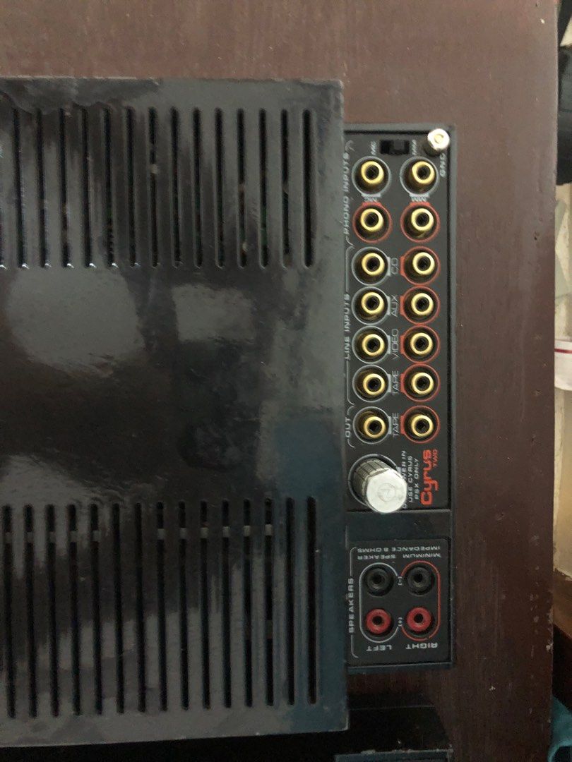 Mission Cyrus two signature amplifier with PSX and tuner fm, Audio ...