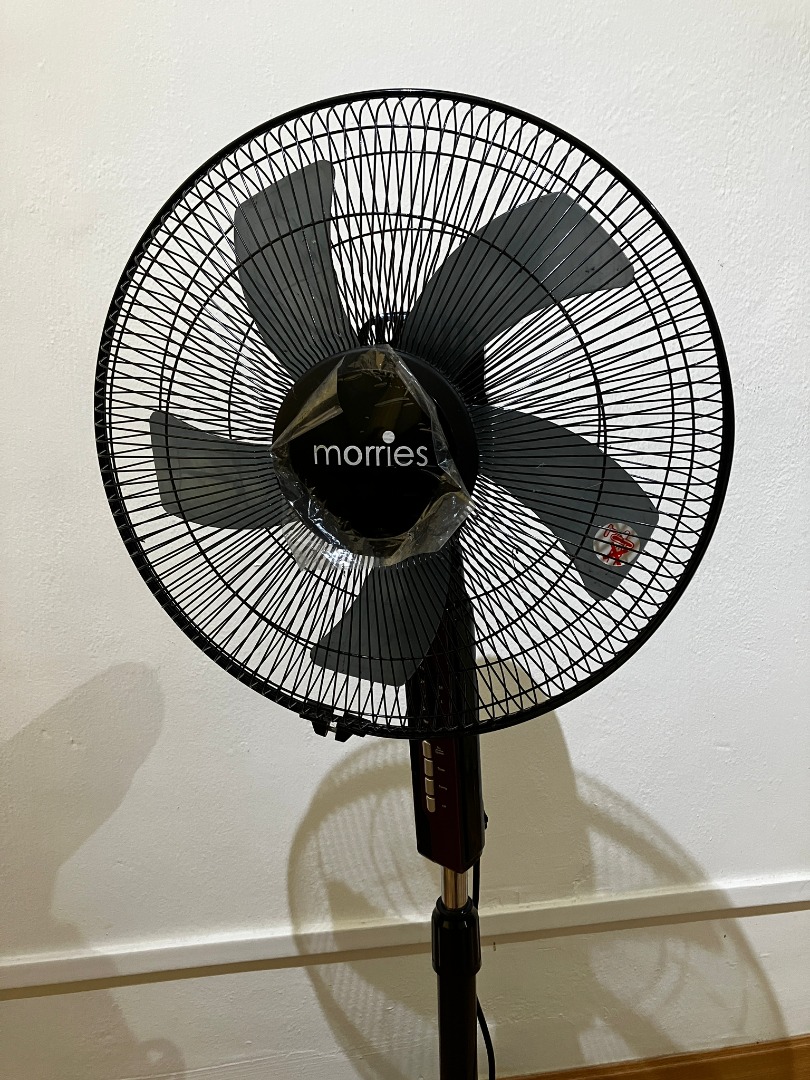 Morries Fan, Furniture & Home Living, Lighting & Fans, Fans on Carousell