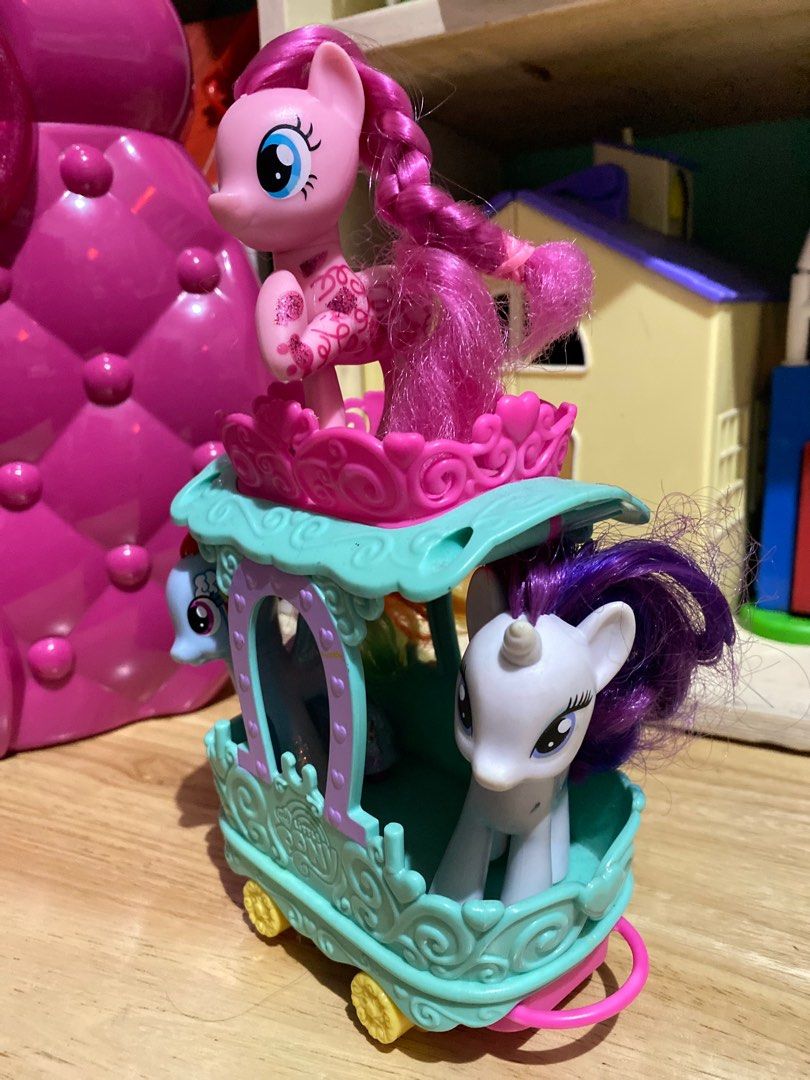 My Little Pony Carriage with Pinky Pie, Rainbow Dash and Rarity ...