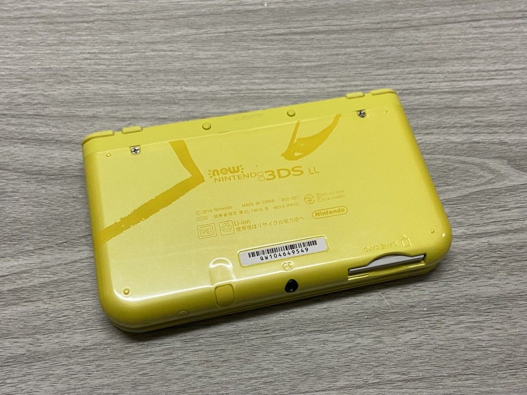 New Nintendo 3DS XL Pikachu Edition 128gb, Video Gaming, Video Game ...