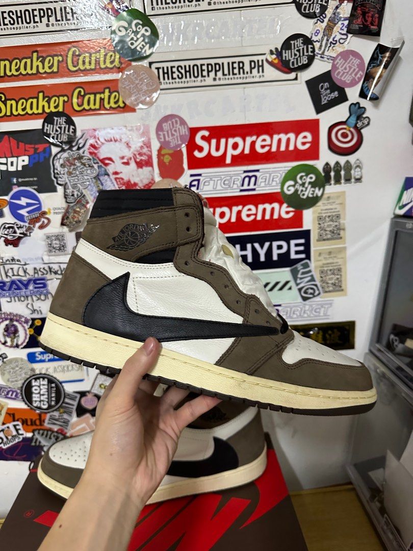 Nike air jordan 1 high og travis scott, Men's Fashion, Footwear ...