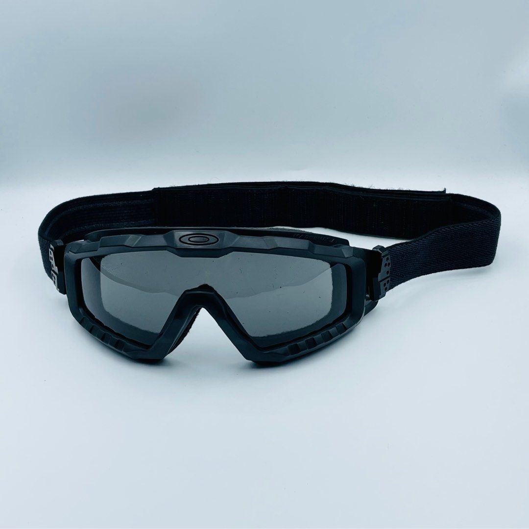 Oakley M Frame Alpha Goggle Matte Black Grey, Men's Fashion, Watches ...
