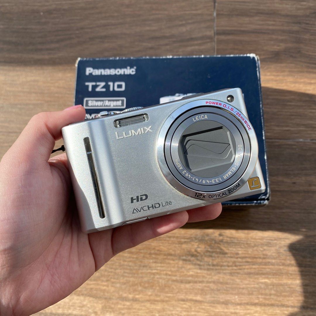 RARE Panasonic Lumix TZ10 (RUSH!), Photography, Cameras on Carousell