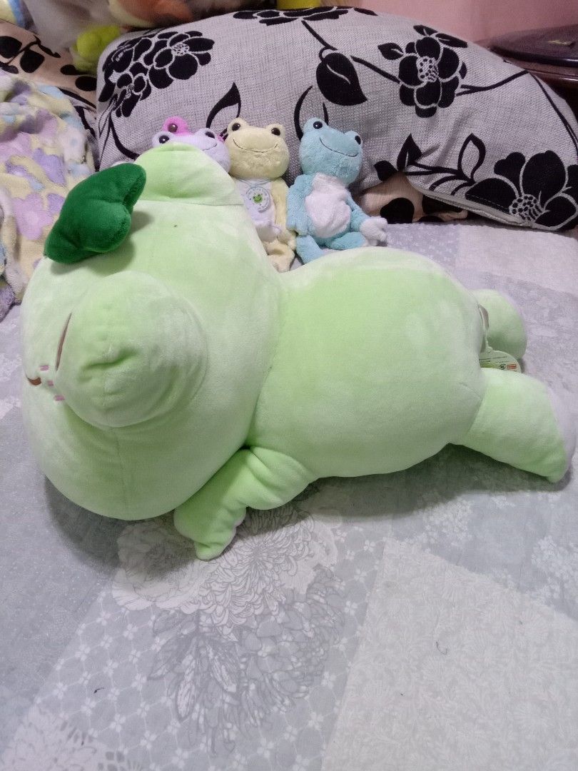 PICKLES THE FROG PLUSH, 22 INCHES, Hobbies & Toys, Toys & Games on ...