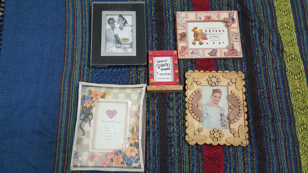 PHOTO FRAMES COMBO / KOMBO BINGKAI GAMBAR, Furniture & Home Living ...