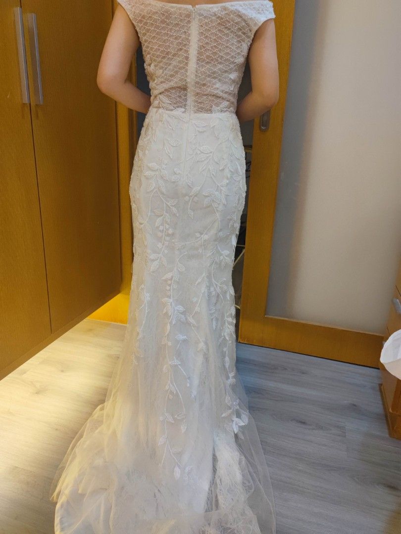 Premium quality lace tails gown, Women's Fashion, Dresses & Sets ...