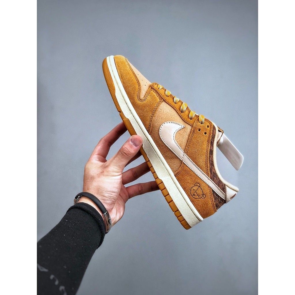 [Pre-Order] Nike Dunk Low Teddy Bear, Men's Fashion, Footwear, Sneakers ...