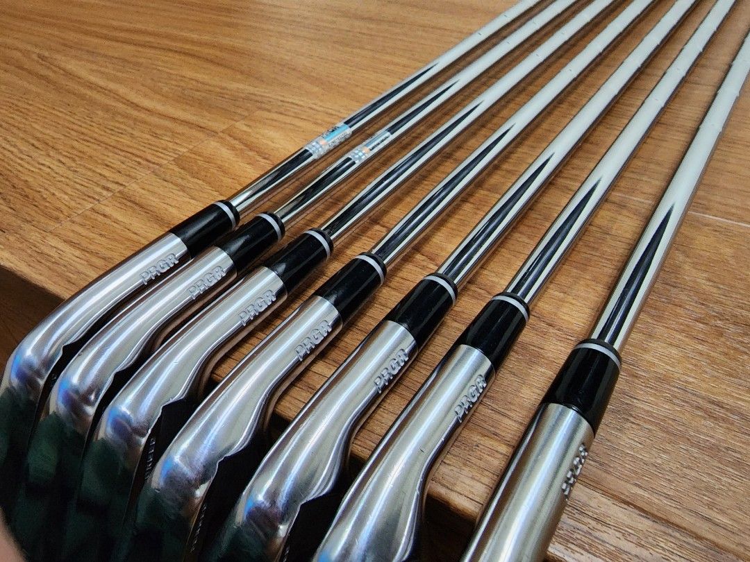 PRGR 01 Titanium Core Iron Set, Sports Equipment, Sports & Games, Golf ...