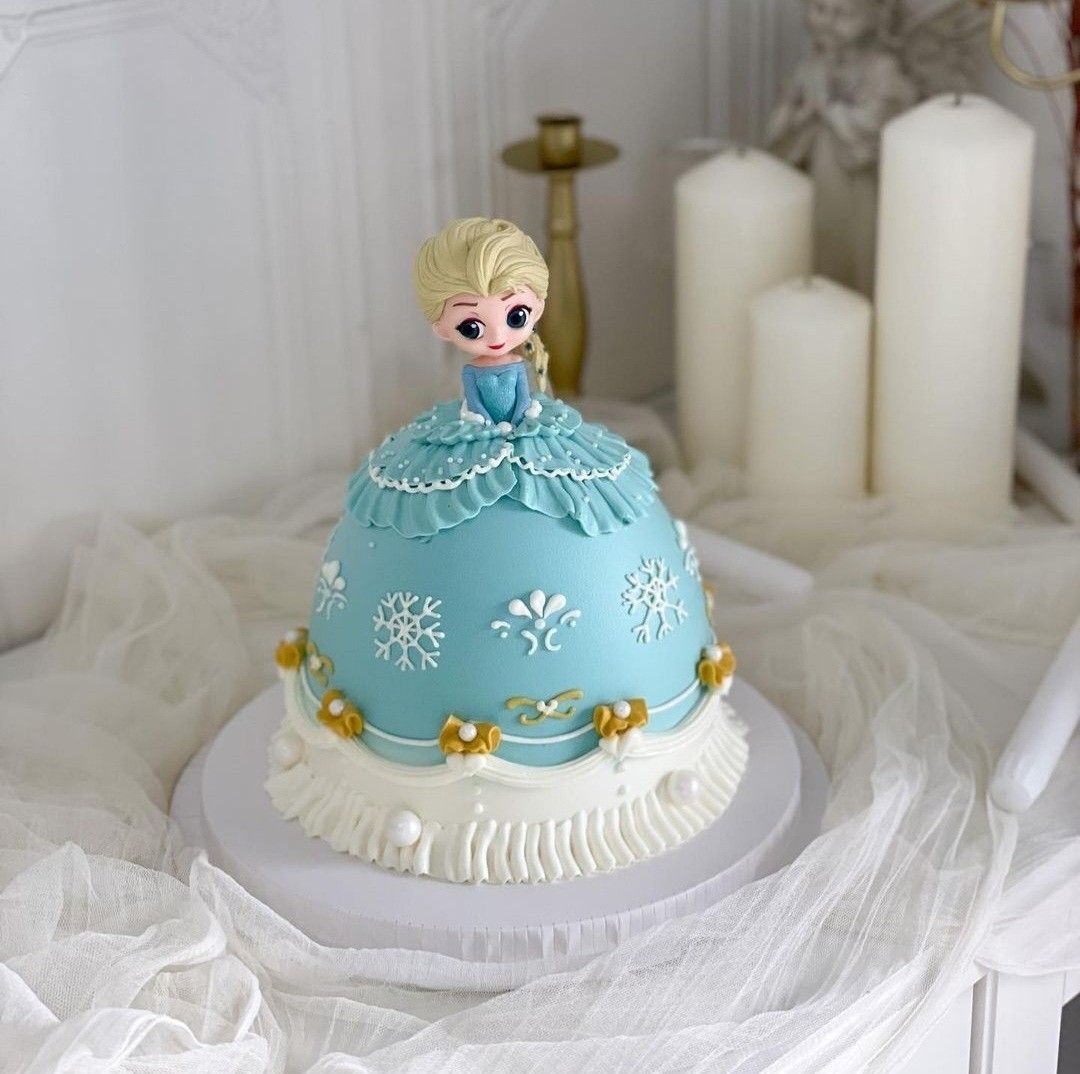 Princess Birthday Cake, Food & Drinks, Homemade Bakes on Carousell