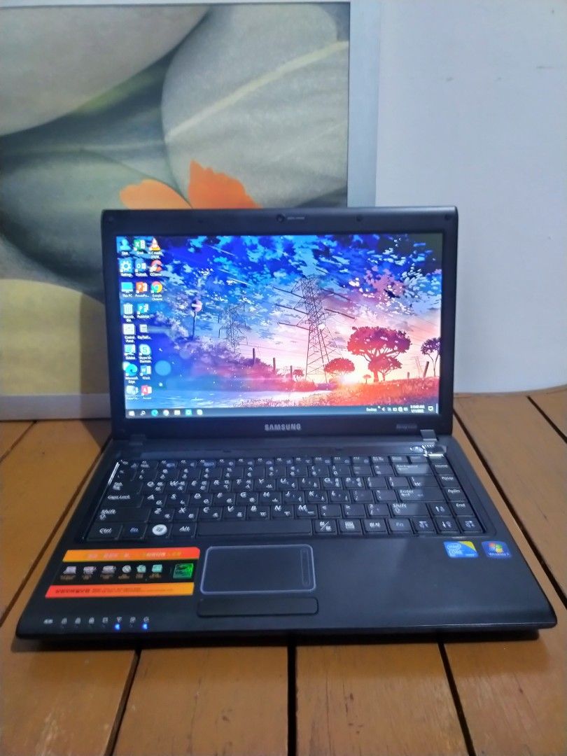 Samsung Laptop FOR ONLINE CLASS Built in CAMERA, Computers & Tech ...