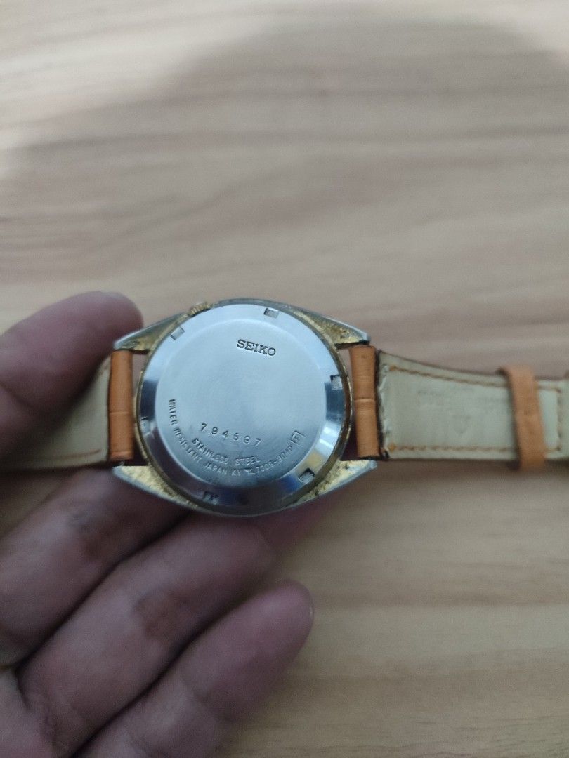 Seiko 5 automatic 7009, Fesyen Pria, Jam Tangan di Carousell