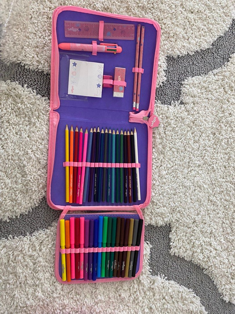 Smiggle colouring set, Babies & Kids, Babies & Kids Fashion on Carousell