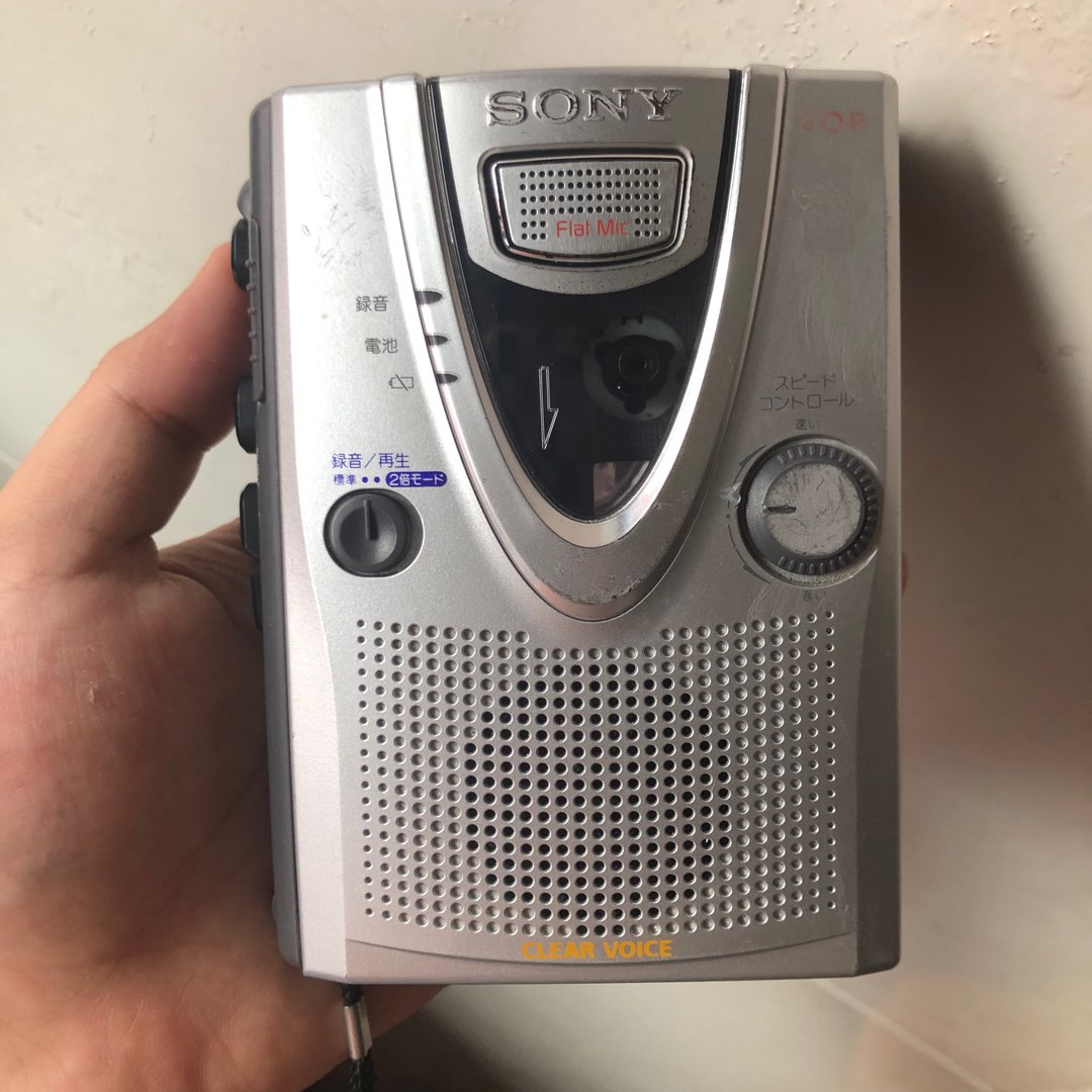 Sony TCM 400 walkman vintage cassette tape recorder/player, Audio, Voice Recorders on Carousell