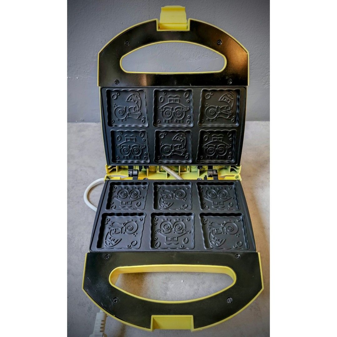 Spongebob Squarepants Waffle Maker [MIB], TV & Home Appliances, Kitchen ...