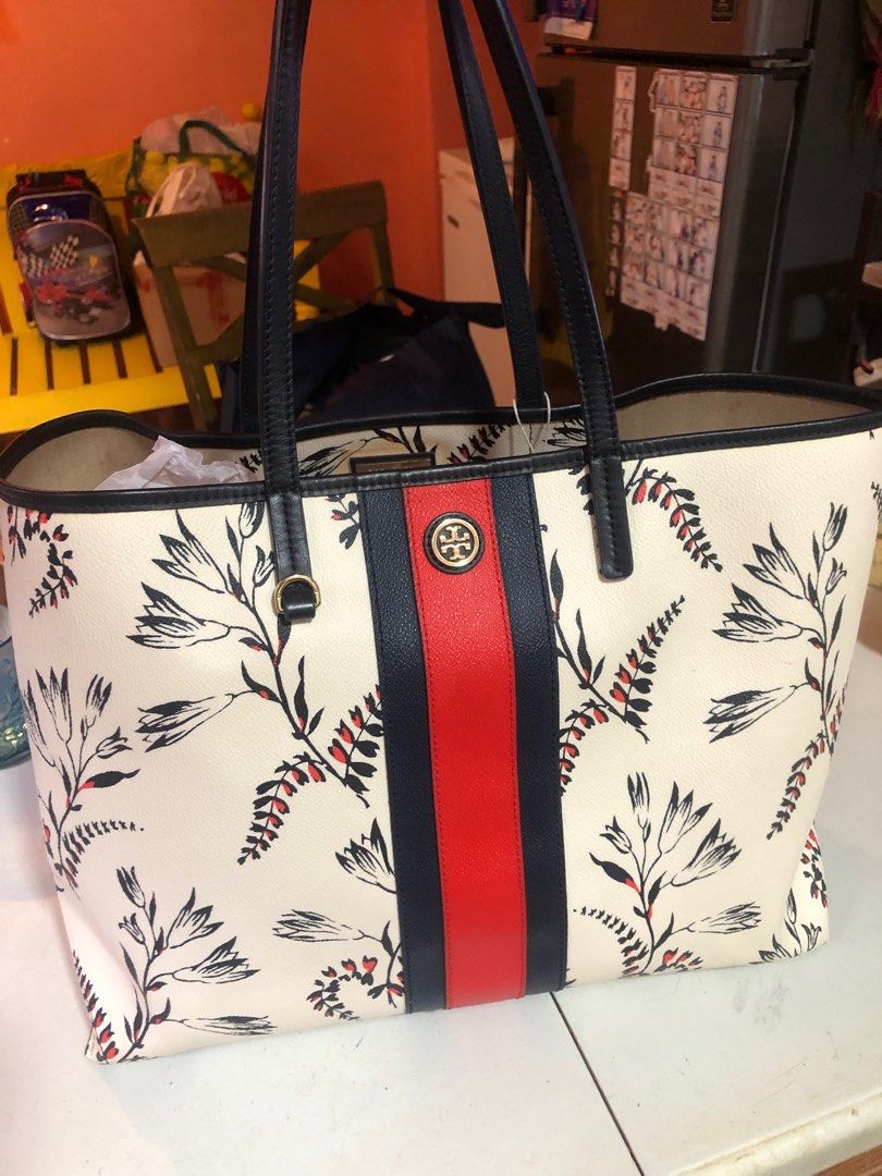 Tb tote bag, Luxury, Bags & Wallets on Carousell