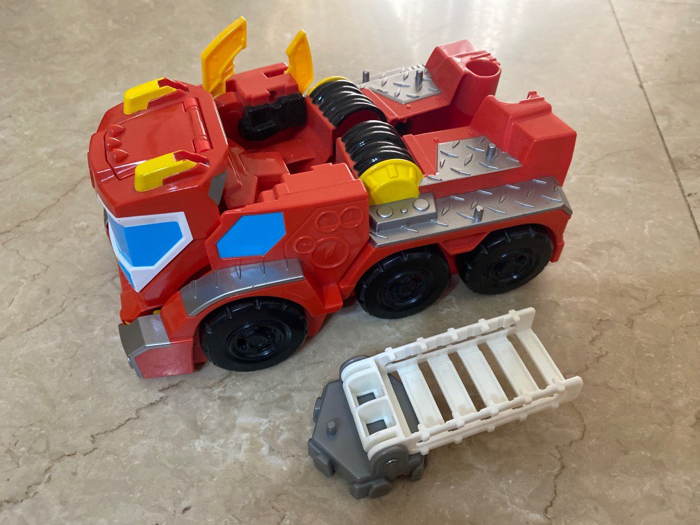 Transformers Fire Engine, Hobbies & Toys, Toys & Games on Carousell
