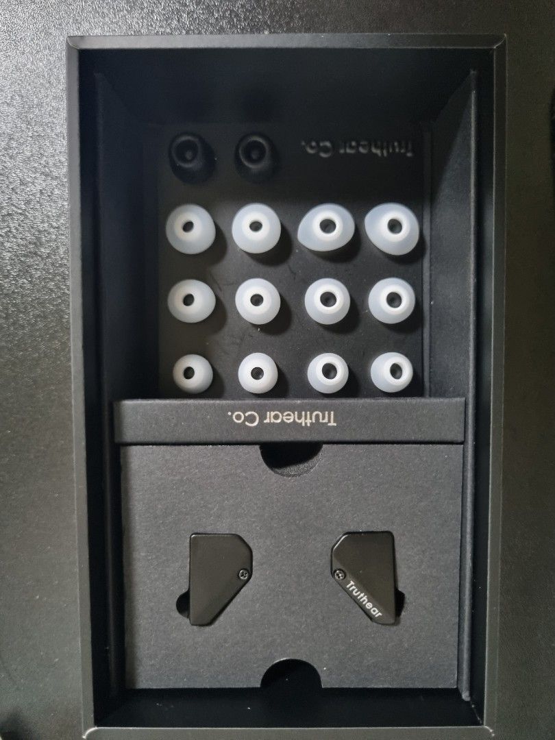 Truthear Hexa, Audio, Earphones on Carousell