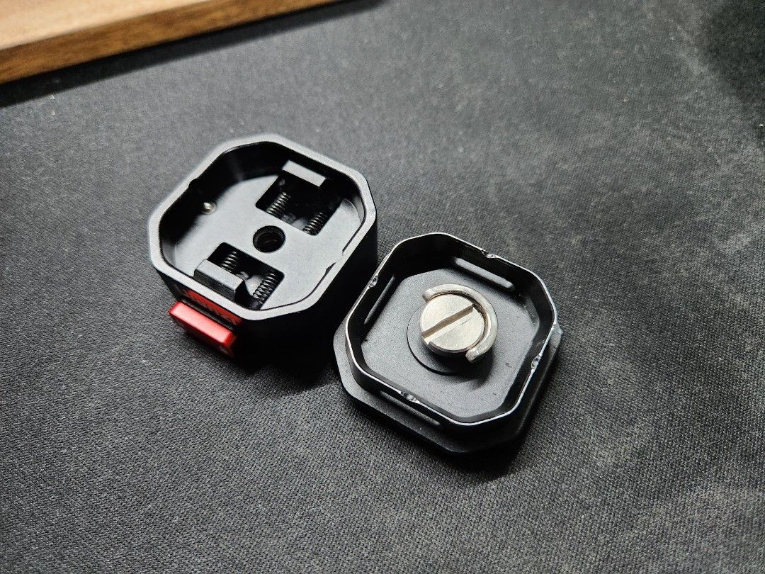 Ulanzi Quick Claw Quick Release, Photography, Photography Accessories ...