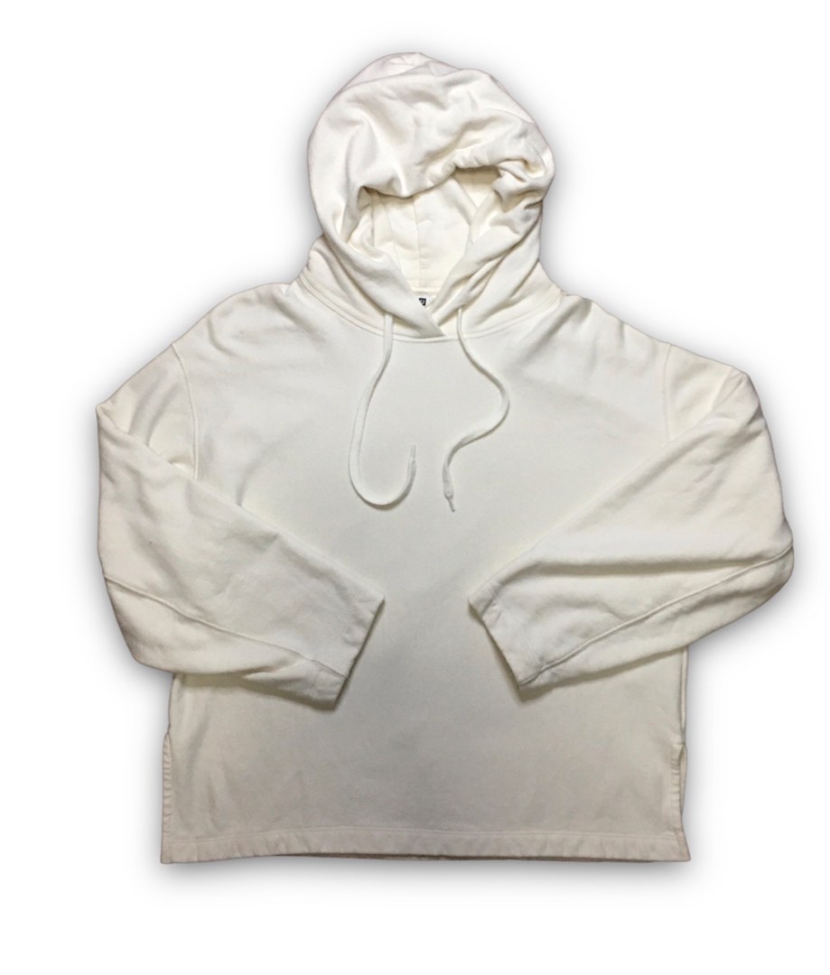UNIQLO HOODIE WHITE BOX TYPE , Men's Fashion, Tops & Sets, Hoodies on ...