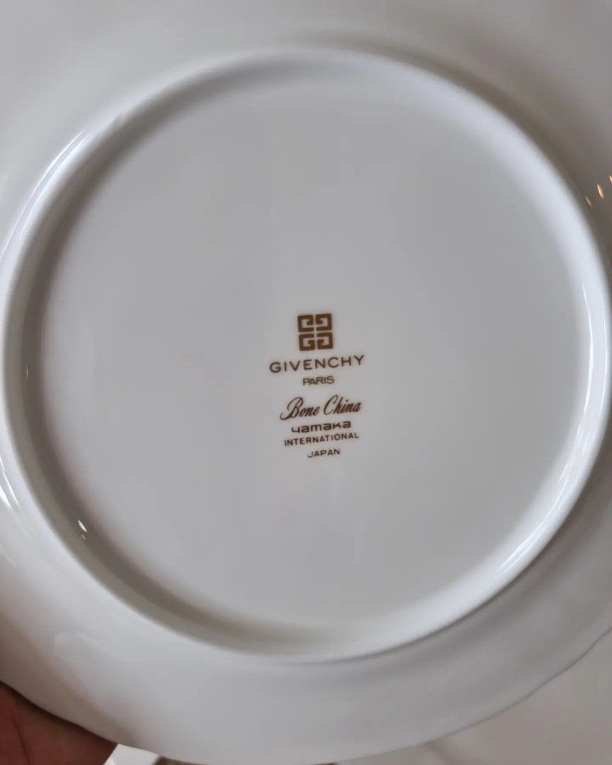 Very rare set Givenchy Classic White with Gold Rim Medium Cake Plates ...