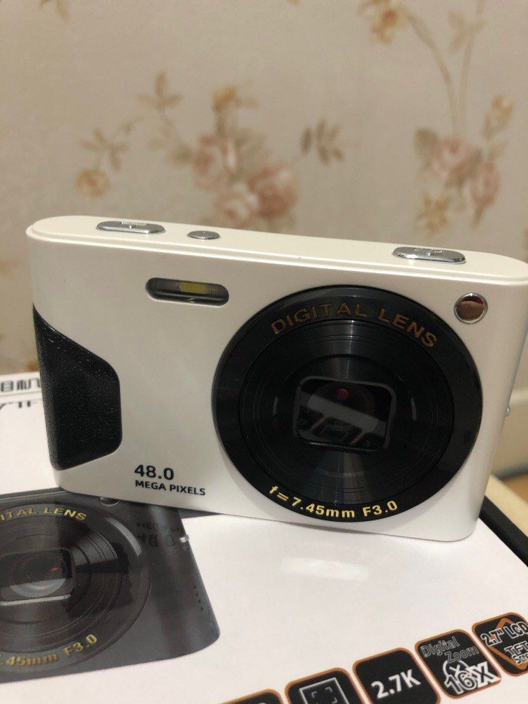 Vintage Digital Camera DC800, Photography, Cameras on Carousell