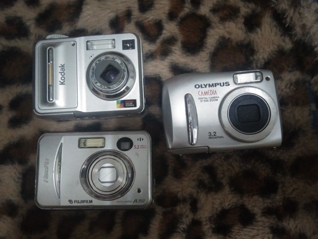 Vintage Digital Cameras (Fujifilm, Olympus and Kodak), Photography ...