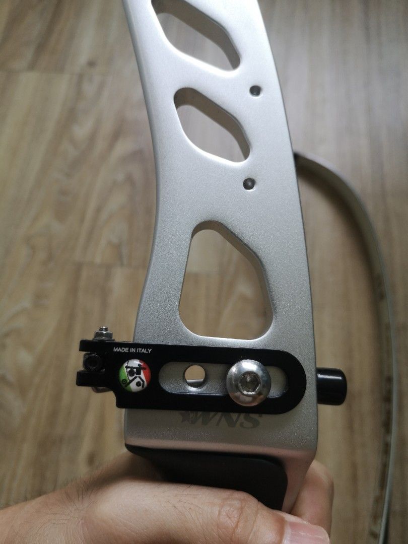 WNS Forged Elite Recurve Riser 25in RH, Sports Equipment, Other Sports ...