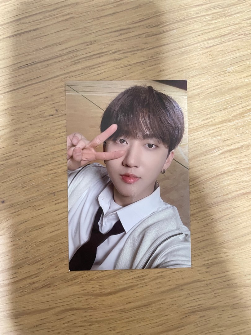 WTS Stray Kids Changbin Go Live Limited PC, Hobbies & Toys, Memorabilia ...