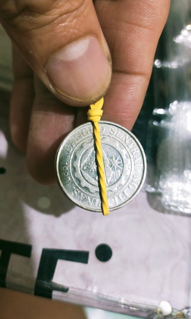 1 peso error coin, Hobbies & Toys, Memorabilia & Collectibles, Currency ...