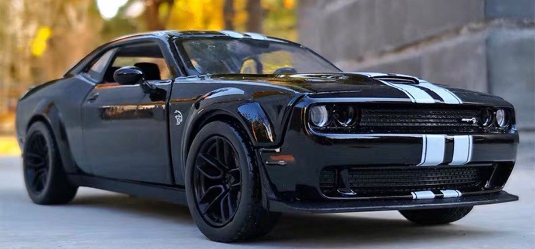 2018 Dodge Challenger SRT Hellcat Widebody (1 piece), Hobbies & Toys ...