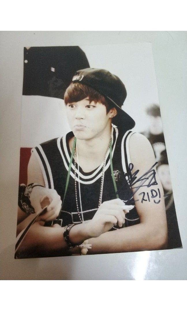[AUTOGRAPHED] Authentic BTS Jimin Signed 4R Photo, Hobbies & Toys ...